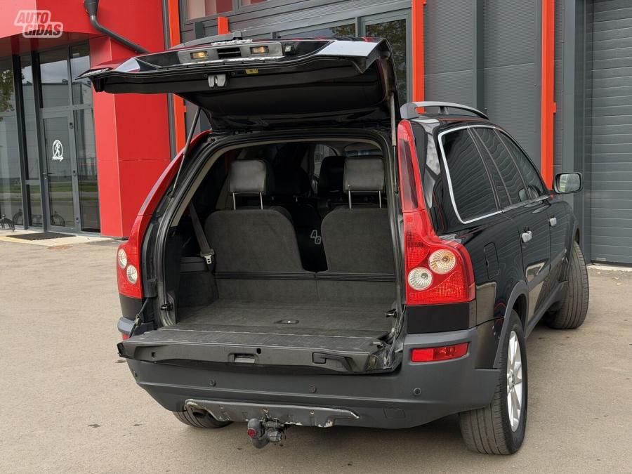 Черный Вольво ХС90 2004 в Алитус, объемом двигателя 2.40 л и пробегом 350 тыс. км за 4350 €, фото 26 на AUTOMOTO.COM.LV