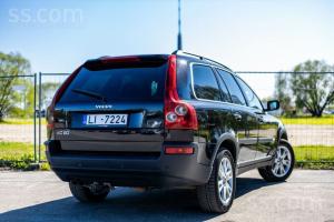 Melns Volvo XC90 2005 Rīga, ar dzinēja tilpumu 2.40 L un nobraukumu 355 tūkst. km par 5800 €, foto 6 vietnē AUTOMOTO.COM.LV