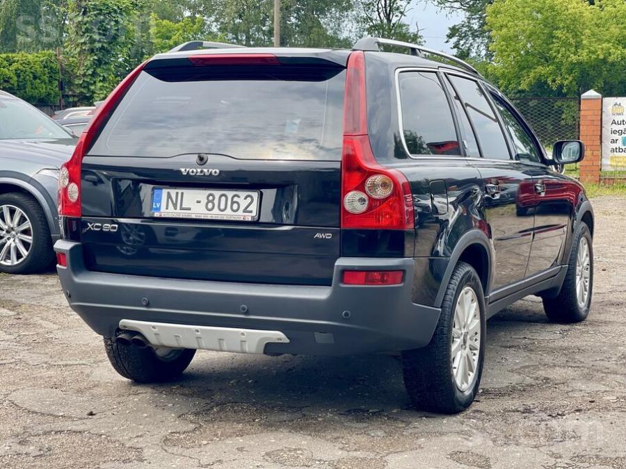 Melns Volvo XC90 2005 Rīga, ar dzinēja tilpumu 2.40 L un nobraukumu 0 tūkst. km par 3900 €, foto 4 vietnē AUTOMOTO.COM.LV