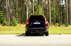 Black Volvo XC90 2005 in Riga, with an engine capacity of 2.40 L and mileage of 345 thousand km for 5290 €, photo 7 on AUTOMOTO.COM.LV