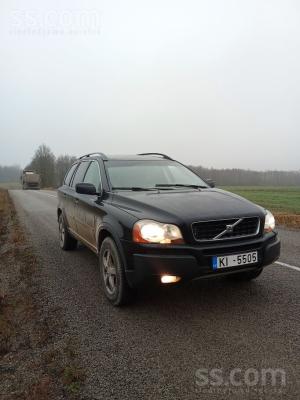 Black Volvo XC90 2005 in Daugavpils, with an engine capacity of 2.40 L and mileage of 385 thousand km for 3500 €, photo 2 on AUTOMOTO.COM.LV