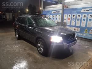 Melns Volvo XC90 2005 Rēzekne, ar dzinēja tilpumu 2.40 L un nobraukumu 227 tūkst. km par 4500 €, foto 2 vietnē AUTOMOTO.COM.LV