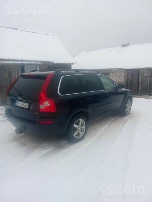 Melns Volvo XC90 2005 Daugavpils, ar dzinēja tilpumu 2.40 L un nobraukumu 3486 tūkst. km par 2500 €, foto 3 vietnē AUTOMOTO.COM.LV