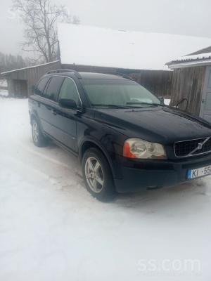 Melns Volvo XC90 2005 Daugavpils, ar dzinēja tilpumu 2.40 L un nobraukumu 3486 tūkst. km par 2500 €, foto 4 vietnē AUTOMOTO.COM.LV