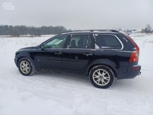 Melns Volvo XC90 2005 Viļņa, ar dzinēja tilpumu 2.40 L un nobraukumu 353 tūkst. km par 3000 €, foto 2 vietnē AUTOMOTO.COM.LV