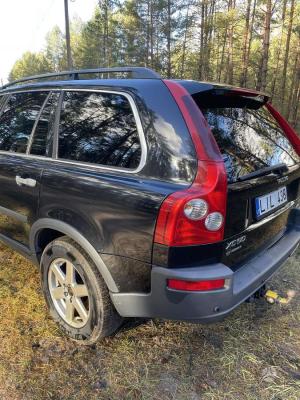 Melns Volvo XC90 2005 Viļņa, ar dzinēja tilpumu 2.40 L un nobraukumu 419 tūkst. km par 4000 €, foto 4 vietnē AUTOMOTO.COM.LV