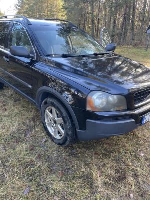 Melns Volvo XC90 2005 Viļņa, ar dzinēja tilpumu 2.40 L un nobraukumu 419 tūkst. km par 4000 €, foto 7 vietnē AUTOMOTO.COM.LV