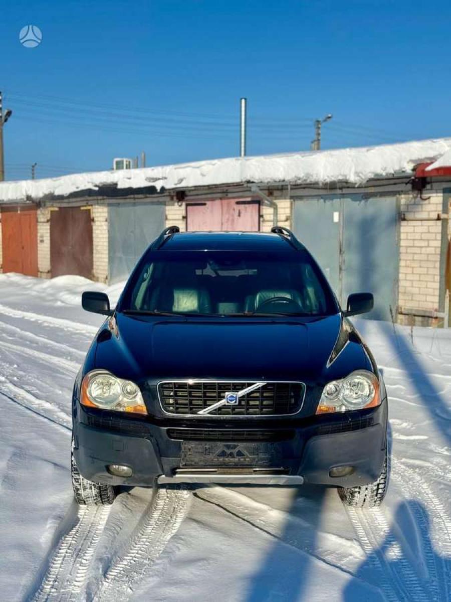 Black Volvo XC90 2005 in Kaunas, with an engine capacity of 0.00 L and mileage of 300 thousand km for 3900 €, photo 2 on AUTOMOTO.COM.LV