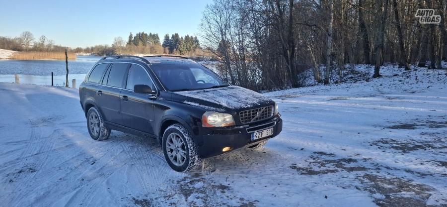 Melns Volvo XC90 2005 Raseiniai, ar dzinēja tilpumu 4.40 L un nobraukumu 301 tūkst. km par 5000 €, foto 1 vietnē AUTOMOTO.COM.LV