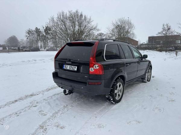 Black Volvo XC90 2005 in Kaunas, with an engine capacity of 2.40 L and mileage of 363 thousand km for 3450 €, photo 3 on AUTOMOTO.COM.LV