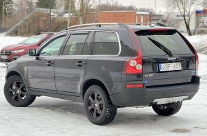 Black Volvo XC90 2005 in Kaunas, with an engine capacity of 2.40 L and mileage of 222 thousand km for 4000 €, photo 17 on AUTOMOTO.COM.LV