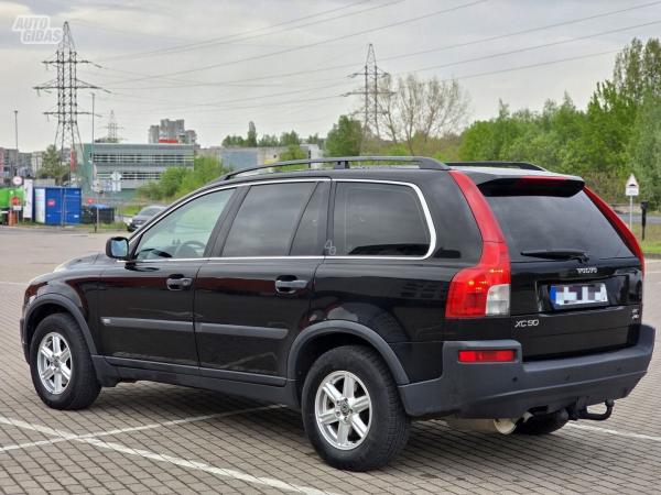 Melns Volvo XC90 2005 Viļņa, ar dzinēja tilpumu 2.50 L un nobraukumu 412 tūkst. km par 3000 €, foto 5 vietnē AUTOMOTO.COM.LV