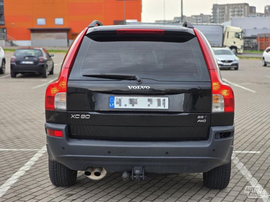 Melns Volvo XC90 2005 Viļņa, ar dzinēja tilpumu 2.50 L un nobraukumu 412 tūkst. km par 3000 €, foto 8 vietnē AUTOMOTO.COM.LV