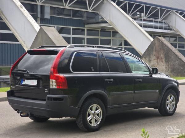 Black Volvo XC90 2005 in Vilnius, with an engine capacity of 2.50 L and mileage of 414 thousand km for 2900 €, photo 5 on AUTOMOTO.COM.LV