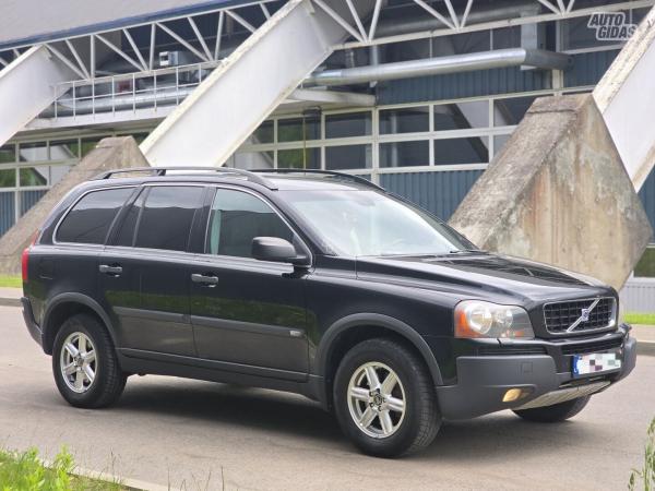 Black Volvo XC90 2005 in Vilnius, with an engine capacity of 2.50 L and mileage of 414 thousand km for 2900 €, photo 2 on AUTOMOTO.COM.LV