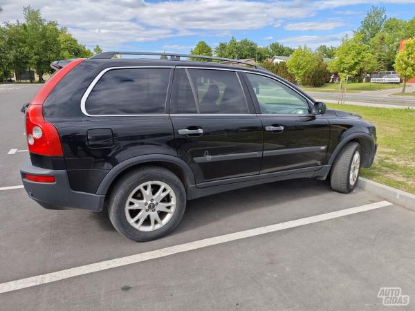 Black Volvo XC90 2005 in Panevezys, with an engine capacity of 2.90 L and mileage of 245 thousand km for 2450 €, photo 1 on AUTOMOTO.COM.LV