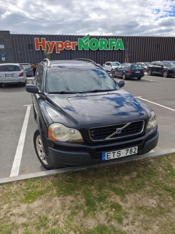 Black Volvo XC90 2005 in Panevezys, with an engine capacity of 2.90 L and mileage of 245 thousand km for 2450 €, photo 5 on AUTOMOTO.COM.LV