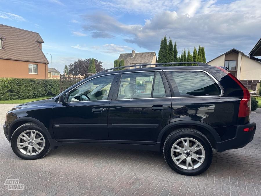 Melns Volvo XC90 2005 Šauļi, ar dzinēja tilpumu 2.40 L un nobraukumu 354 tūkst. km par 3950 €, foto 8 vietnē AUTOMOTO.COM.LV