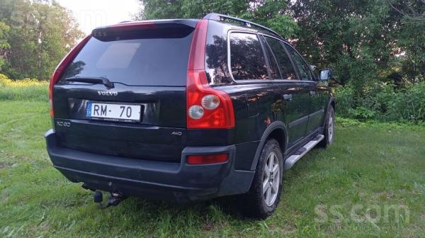 Melns Volvo XC90 2005 Aizkraukle, ar dzinēja tilpumu 2.40 L un nobraukumu 502 tūkst. km par 2500 €, foto 2 vietnē AUTOMOTO.COM.LV