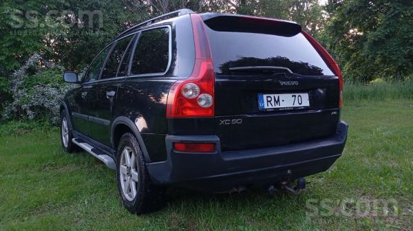 Melns Volvo XC90 2005 Aizkraukle, ar dzinēja tilpumu 2.40 L un nobraukumu 502 tūkst. km par 2500 €, foto 4 vietnē AUTOMOTO.COM.LV