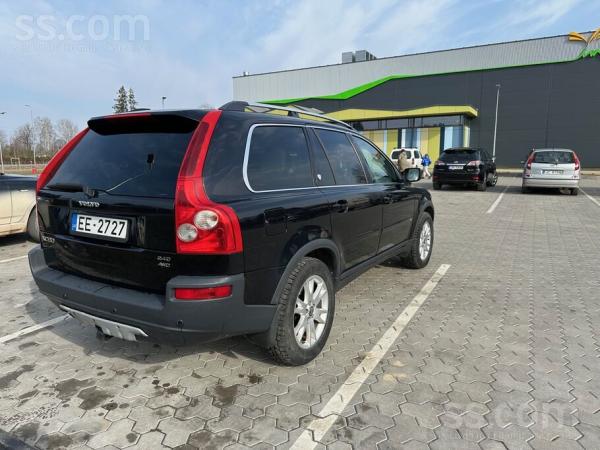 Melns Volvo XC90 2005 Rīga, ar dzinēja tilpumu 2.40 L un nobraukumu 353 tūkst. km par 4400 €, foto 2 vietnē AUTOMOTO.COM.LV