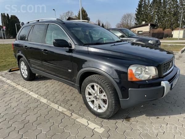 Melns Volvo XC90 2005 Rīga, ar dzinēja tilpumu 2.40 L un nobraukumu 353 tūkst. km par 4400 €, foto 3 vietnē AUTOMOTO.COM.LV