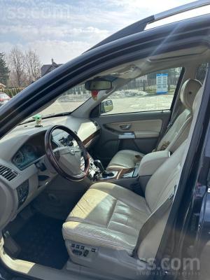 Melns Volvo XC90 2005 Rīga, ar dzinēja tilpumu 2.40 L un nobraukumu 353 tūkst. km par 4400 €, foto 10 vietnē AUTOMOTO.COM.LV