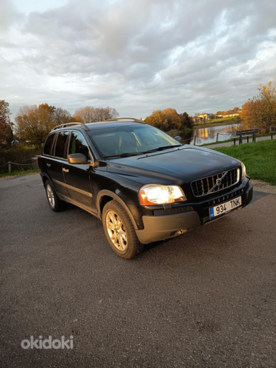 Black Volvo XC90 2005 in Tallinn, with an engine capacity of 2.40 L and mileage of 318 thousand km for 3800 €, photo 7 on AUTOMOTO.COM.LV