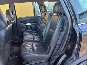 Black Volvo XC90 2005 in Riga, with an engine capacity of 2.40 L and mileage of 460 thousand km for 3499 €, photo 9 on AUTOMOTO.COM.LV