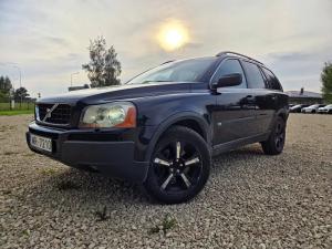 Melns Volvo XC90 2005 Jelgava, ar dzinēja tilpumu 2.40 L un nobraukumu 354 tūkst. km par 2750 €, foto  vietnē AUTOMOTO.COM.LV