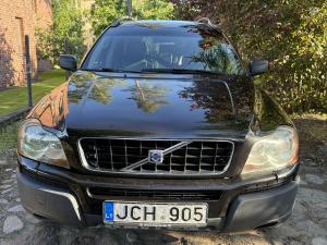 Melns Volvo XC90 2005 Viļņa, ar dzinēja tilpumu 2.40 L un nobraukumu 392 tūkst. km par 2950 €, foto 3 vietnē AUTOMOTO.COM.LV