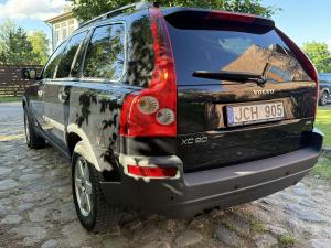 Melns Volvo XC90 2005 Viļņa, ar dzinēja tilpumu 2.40 L un nobraukumu 392 tūkst. km par 2950 €, foto 7 vietnē AUTOMOTO.COM.LV