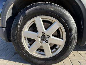 Melns Volvo XC90 2005 Viļņa, ar dzinēja tilpumu 2.40 L un nobraukumu 392 tūkst. km par 2950 €, foto 20 vietnē AUTOMOTO.COM.LV