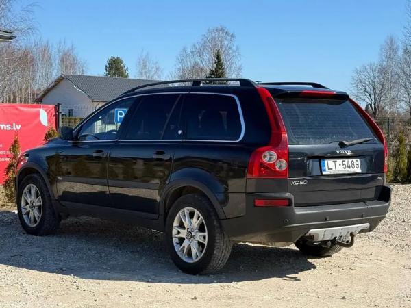 Melns Volvo XC90 2005 Jelgava, ar dzinēja tilpumu 2.40 L un nobraukumu 265 tūkst. km par 3990 €, foto 4 vietnē AUTOMOTO.COM.LV