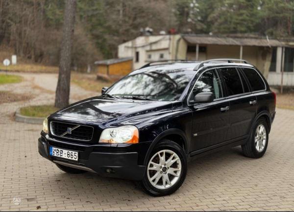 Black Volvo XC90 2005 in Vilnius, with an engine capacity of 2.40 L and mileage of 314 thousand km for 1900 €, photo 1 on AUTOMOTO.COM.LV