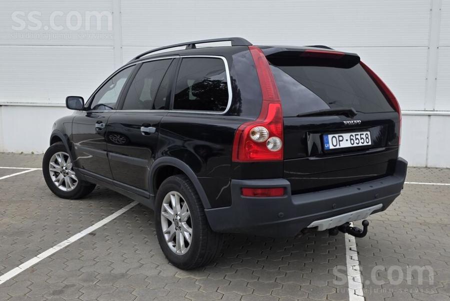 Melns Volvo XC90 2005 Rīga, ar dzinēja tilpumu 2.40 L un nobraukumu 290 tūkst. km par 5895 €, foto 4 vietnē AUTOMOTO.COM.LV