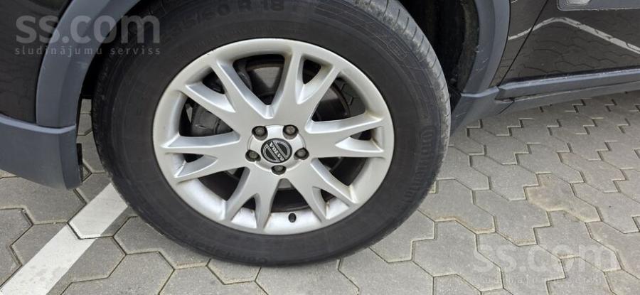 Melns Volvo XC90 2005 Rīga, ar dzinēja tilpumu 2.40 L un nobraukumu 290 tūkst. km par 5895 €, foto 23 vietnē AUTOMOTO.COM.LV