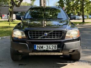 Melns Volvo XC90 2005 Rīga, ar dzinēja tilpumu 2.40 L un nobraukumu 350 tūkst. km par 2990 €, foto 3 vietnē AUTOMOTO.COM.LV