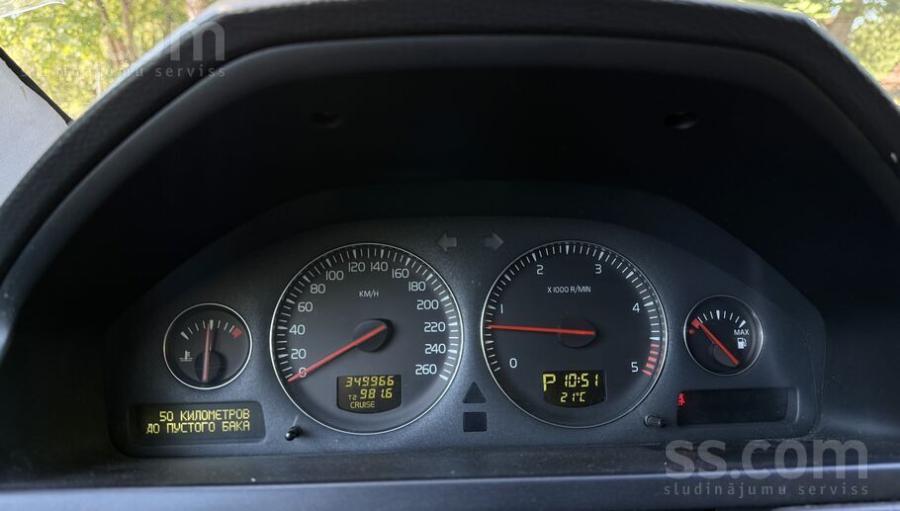 Melns Volvo XC90 2005 Rīga, ar dzinēja tilpumu 2.40 L un nobraukumu 350 tūkst. km par 2990 €, foto 9 vietnē AUTOMOTO.COM.LV