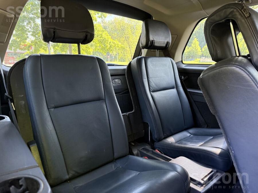 Melns Volvo XC90 2005 Rīga, ar dzinēja tilpumu 2.40 L un nobraukumu 350 tūkst. km par 2990 €, foto 15 vietnē AUTOMOTO.COM.LV