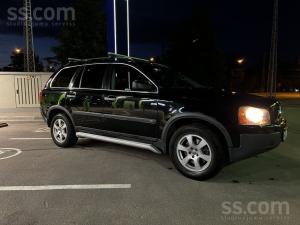 Melns Volvo XC90 2005 Rīga, ar dzinēja tilpumu 2.50 L un nobraukumu 147 tūkst. km par 2200 €, foto 4 vietnē AUTOMOTO.COM.LV