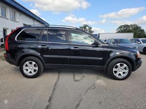 Melns Volvo XC90 2005 Marijampole, ar dzinēja tilpumu 2.40 L un nobraukumu 235 tūkst. km par 4299 €, foto 5 vietnē AUTOMOTO.COM.LV
