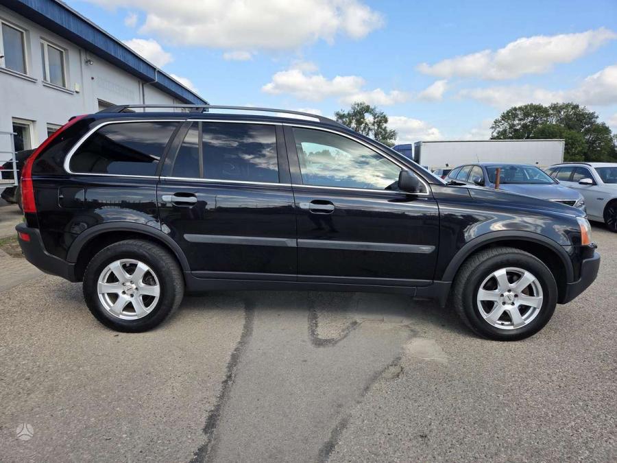 Melns Volvo XC90 2005 Marijampole, ar dzinēja tilpumu 2.40 L un nobraukumu 235 tūkst. km par 4299 €, foto 5 vietnē AUTOMOTO.COM.LV