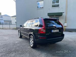 Black Volvo XC90 2005 in Tallinn, with an engine capacity of 2.50 L and mileage of 320 thousand km for 2600 €, photo 7 on AUTOMOTO.COM.LV