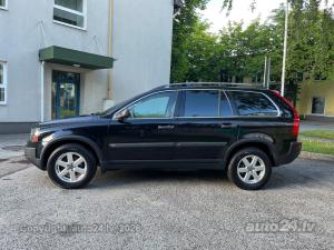 Black Volvo XC90 2005 in Tallinn, with an engine capacity of 2.50 L and mileage of 320 thousand km for 2600 €, photo 8 on AUTOMOTO.COM.LV