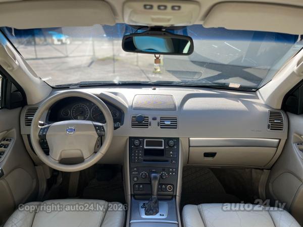 Черный Вольво ХС90 2005 в Таллин, объемом двигателя 2.50 л и пробегом 320 тыс. км за 2600 €, фото 10 на AUTOMOTO.COM.LV