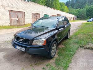 Melns Volvo XC90 2005 Daugavpils, ar dzinēja tilpumu 2.40 L un nobraukumu 390 tūkst. km par 2000 €, foto  vietnē AUTOMOTO.COM.LV