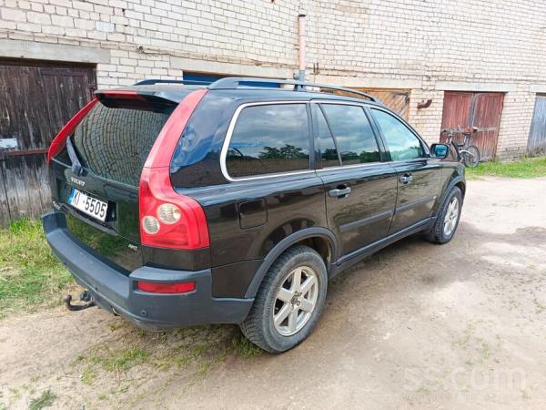 Черный Вольво ХС90 2005 в Даугавпилс, объемом двигателя 2.40 л и пробегом 390 тыс. км за 2000 €, фото 7 на AUTOMOTO.COM.LV