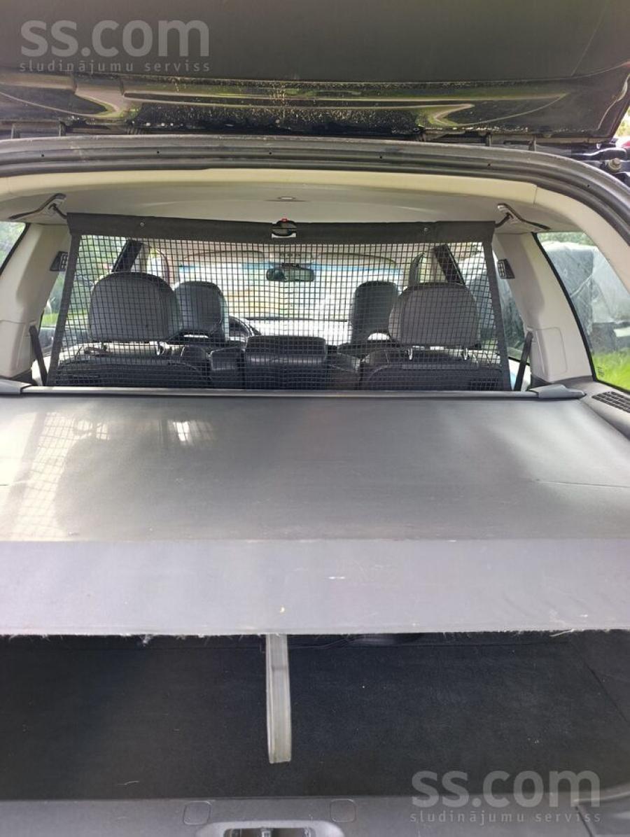 Melns Volvo XC90 2005 Bauska, ar dzinēja tilpumu 2.40 L un nobraukumu 297 tūkst. km par 3950 €, foto 8 vietnē AUTOMOTO.COM.LV