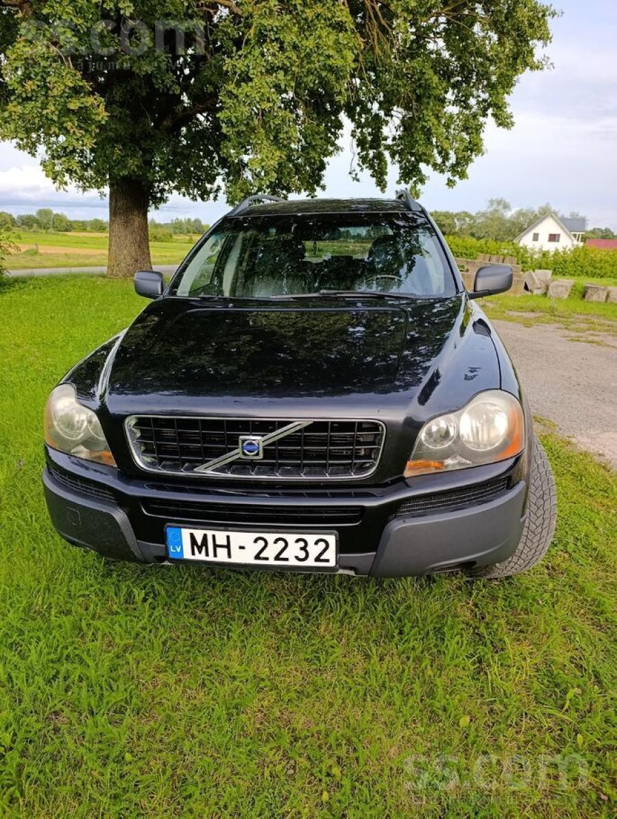 Melns Volvo XC90 2005 Bauska, ar dzinēja tilpumu 2.40 L un nobraukumu 297 tūkst. km par 3950 €, foto 9 vietnē AUTOMOTO.COM.LV